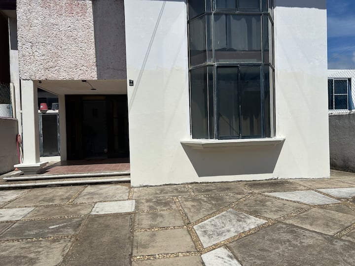 Casa Cerca Del Malecón, Amplía Cochera, Facturamos - Coatzacoalcos