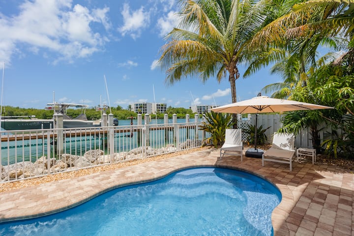 It's 5 O'clock Somewhere 5 Min Drive To The Beach - Marathon, FL