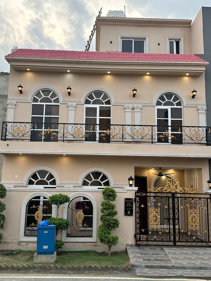 Elegant Escape | 3 Bhk | Lake City Central | Cozy - Lahore