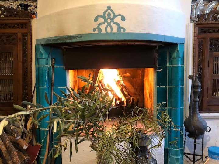 Cozy Winter Retreat With Fireplace - Dikili