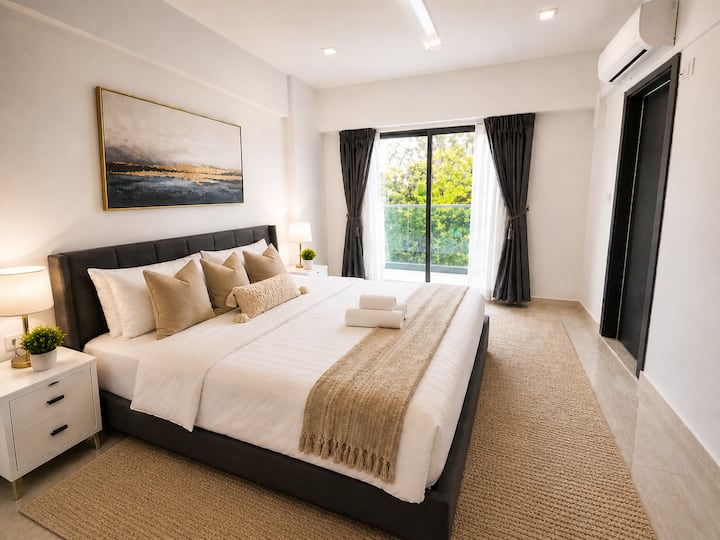 Luxury 2 Bedroom Apartment L Seaview | Pool & Gym - Malé