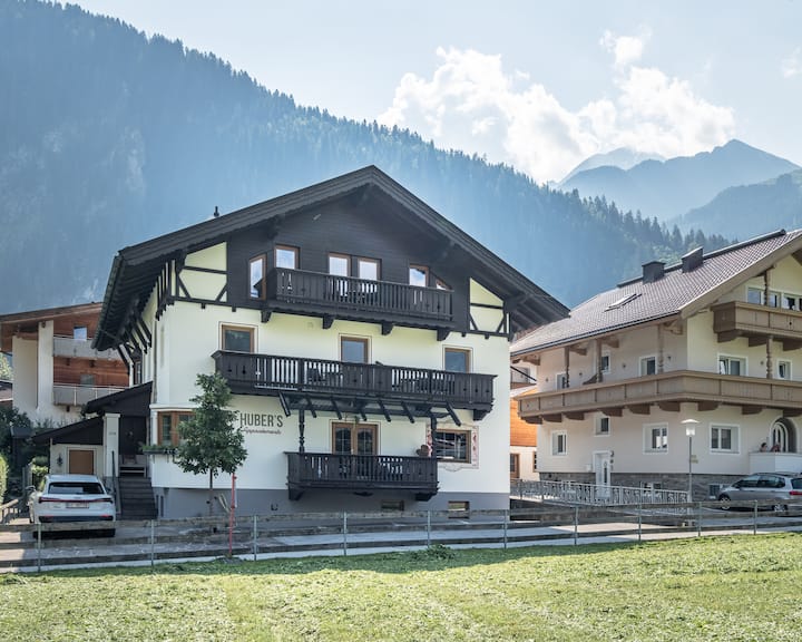 "Das Huber" Apartment Nr. 1 - Mayrhofen