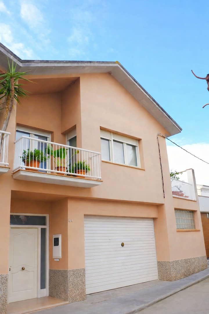 "Lo Tancat" Acogedora Vivienda En Zona Rural - Mollerussa