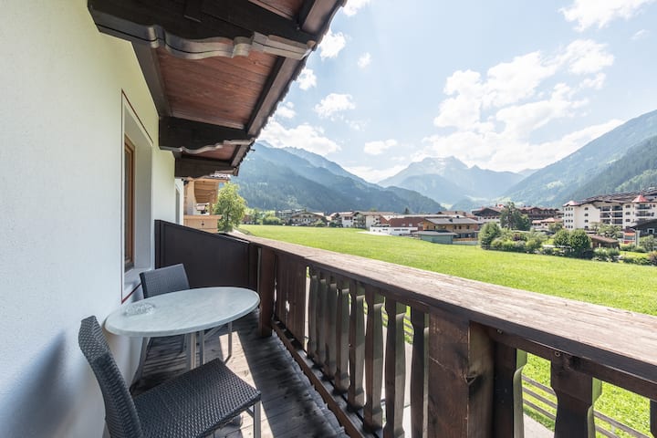 "Das Huber" Apartment Nr. 2 - Mayrhofen