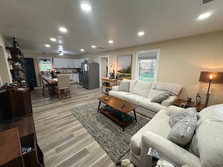 Entire Family Home | 10 Mins To Liberty & Downtown - Lynchburg, VA