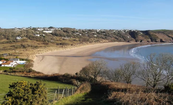 The Beach House - Freshwater East