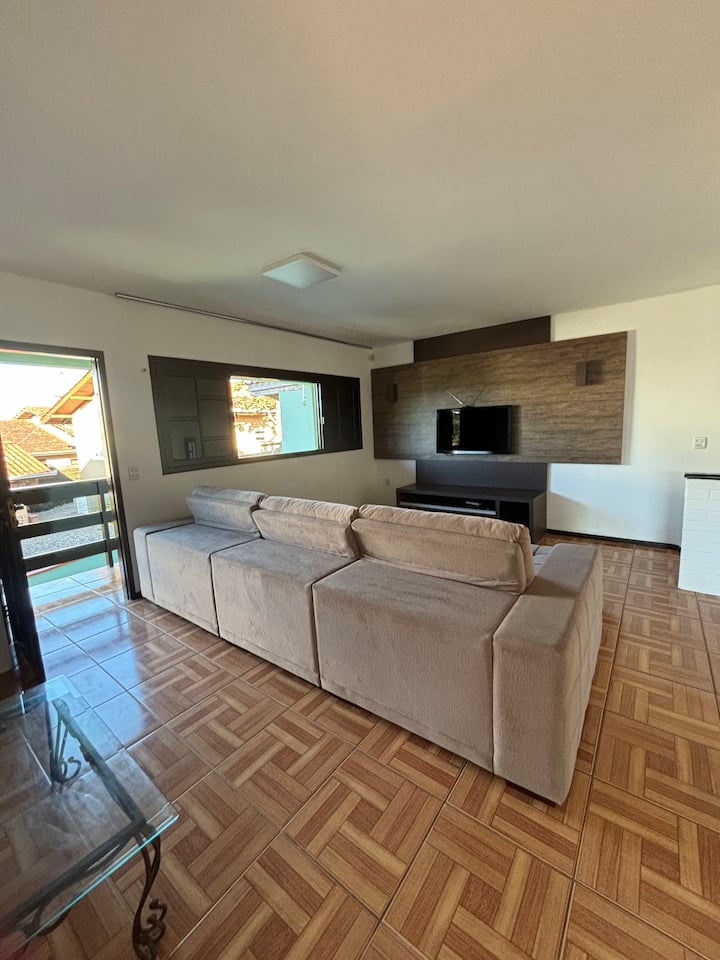 Casa Espaçosa Na Praia Com Churrasqueira Carvão - Barra Velha