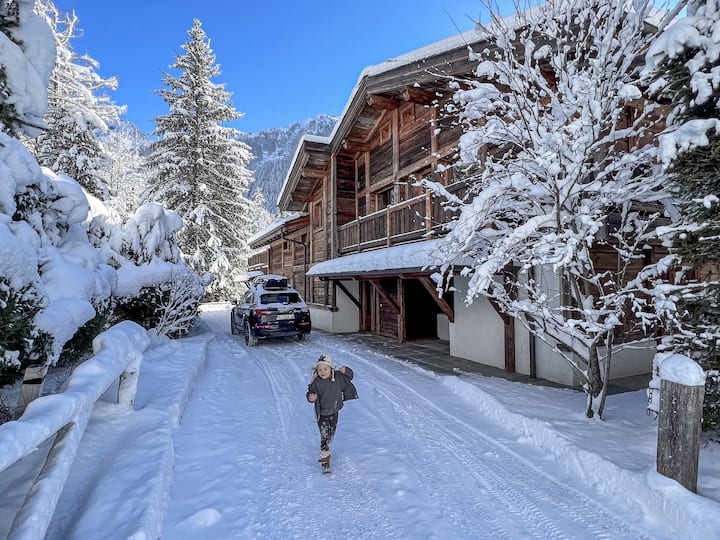 Chamonix Alpine Retreat - Ski, Bike & Hike - Chamonix-Mont-Blanc