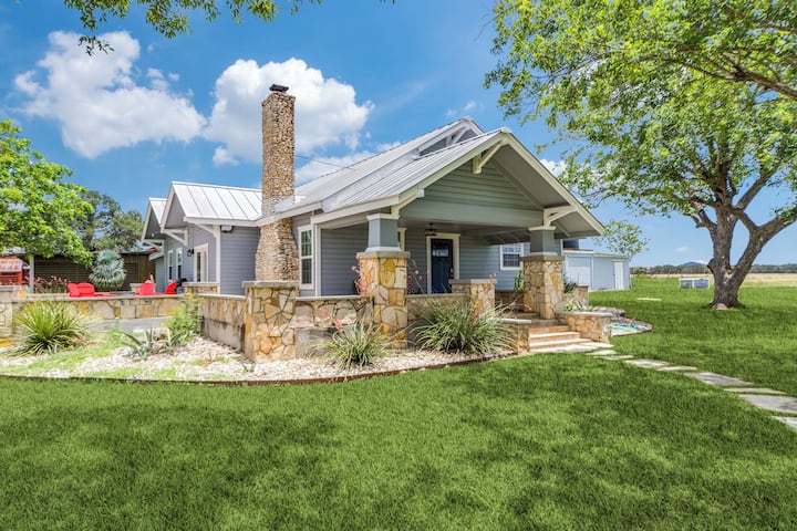 10-acre Hill Country Getaway For Everyone - Comfort, TX