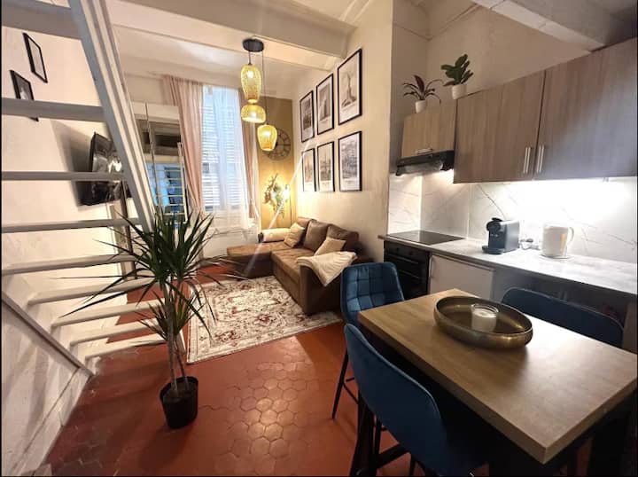 Zen Studio With Mezzanine In The Heart Of Nice - Nice