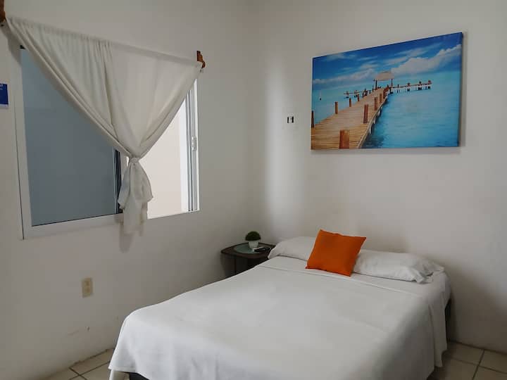 Confortable Habitación Equipada - Coatzacoalcos
