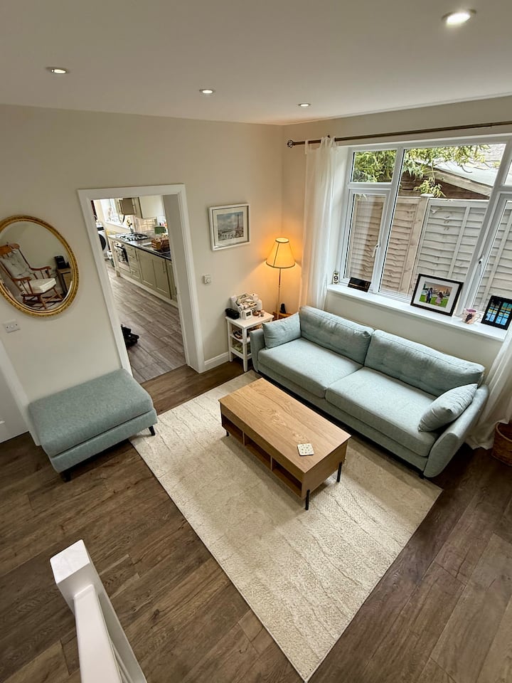 3 Bdrm Home With Huge Yard (19 Mins To Paddington) - Aeropuerto de Londres-Heathrow (LHR)