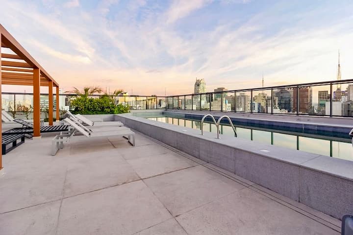 Nik Paulista – Piscina, Academia E Coworking (915) - São Paulo