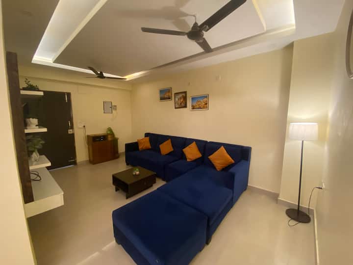 The Kuber–luxury 3bhk Near Assi Ghat & Vishwanath - Varanasi