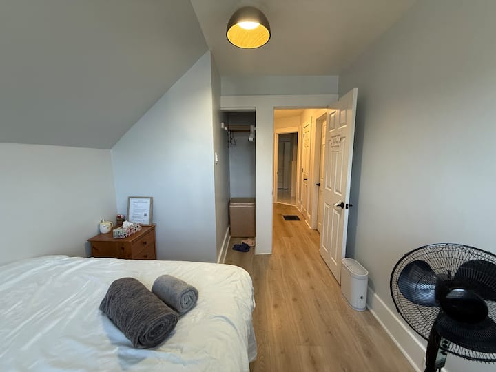 Affordable Private Room In Downtown Moncton - New Brunswick