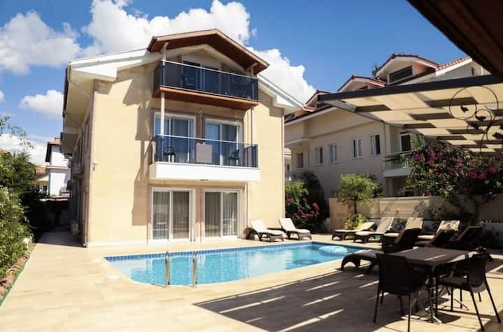 Wohnung Mit Pool In Dalyan - Dalyan
