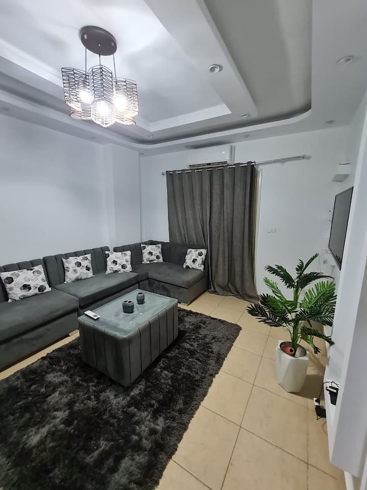 Grosse Wohnung In Sehr Guter Lage - Hurghada