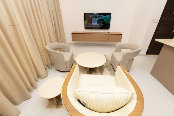 Luxury 2-bedroom Penthouse With Pool - 庫馬西