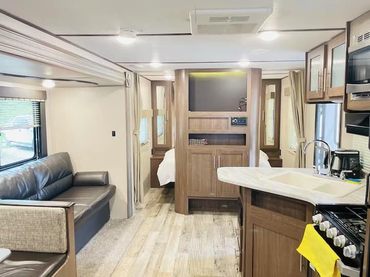 Trailer#14 - West Yellowstone, MT