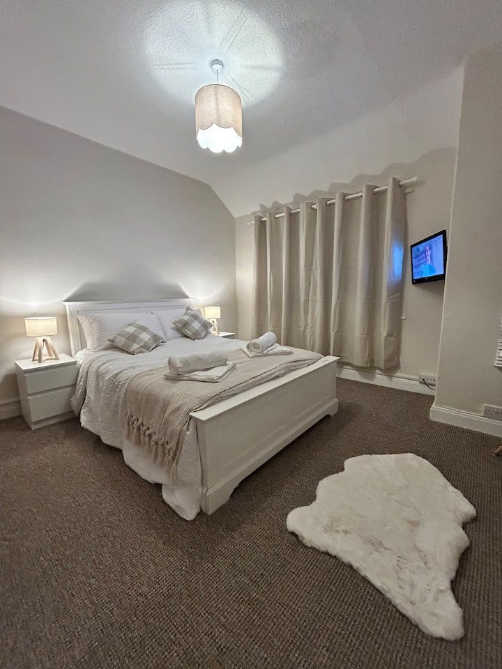 Lovely Stylish Cosy Refurbished House West Hull - Hull