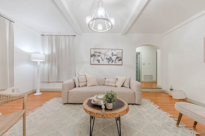 Pasadena House - Pasadena, CA