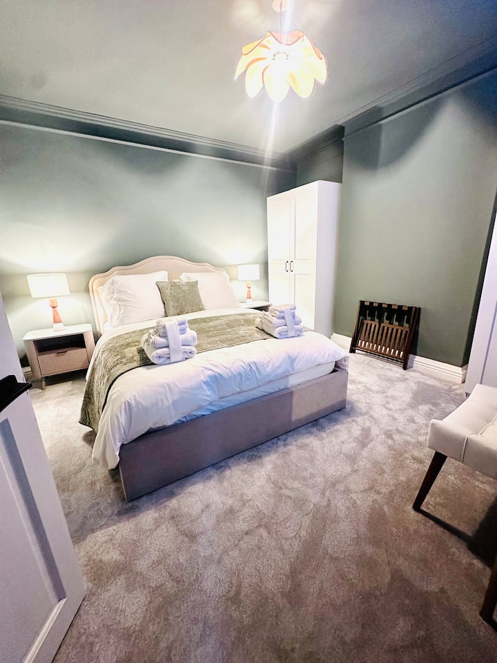 The Station House – Opposite Hornchurch Station - Dagenham