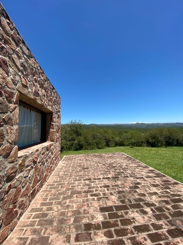 La Granja - 14 Huéspedes - Balcon De Nubes - Argentina