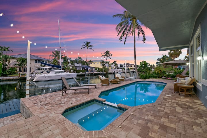Waterfront Oasis | Heated Pool | Game Room | Gym - Boca Raton, FL