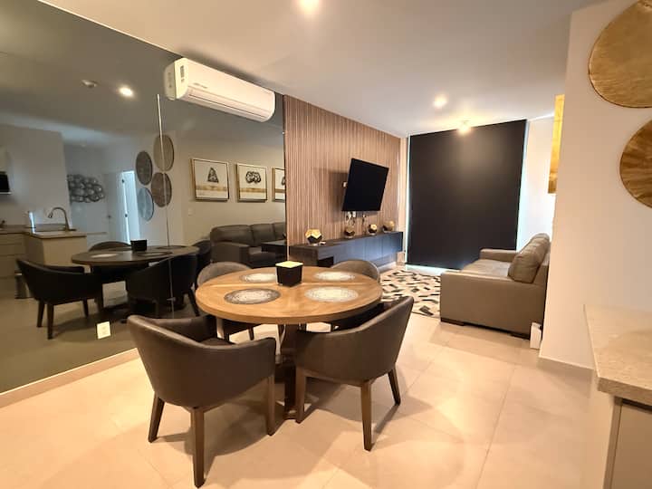 Frente A Parque Fundidora/arena Mty- 2 Rec 2 Baños - Monterrey