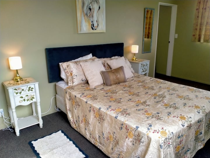 Rural, Cosy, Comfortable, Quiet, Relaxing Space - Darfield