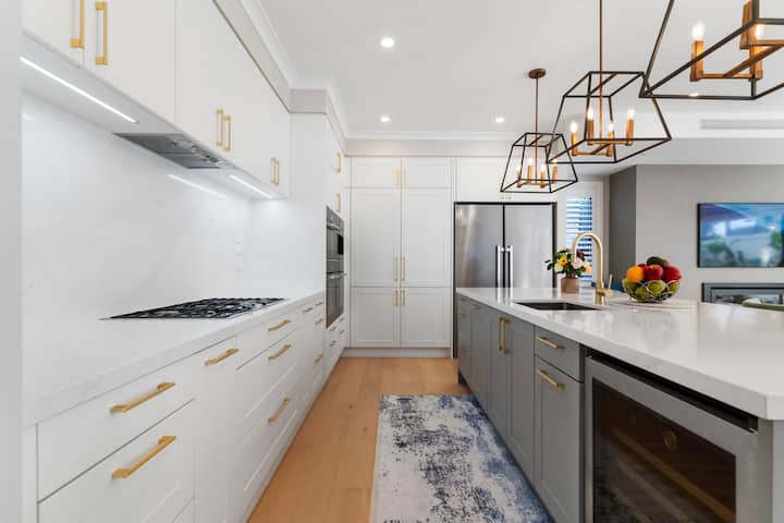 Quiet, Sunny & Stylish – Walk To Beach & Cafés - Auckland