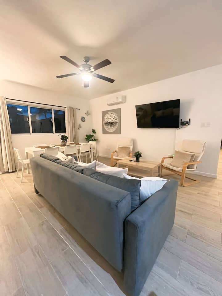 Apartamento Moderno A 4 Minutos De La Playa - Punta Cana