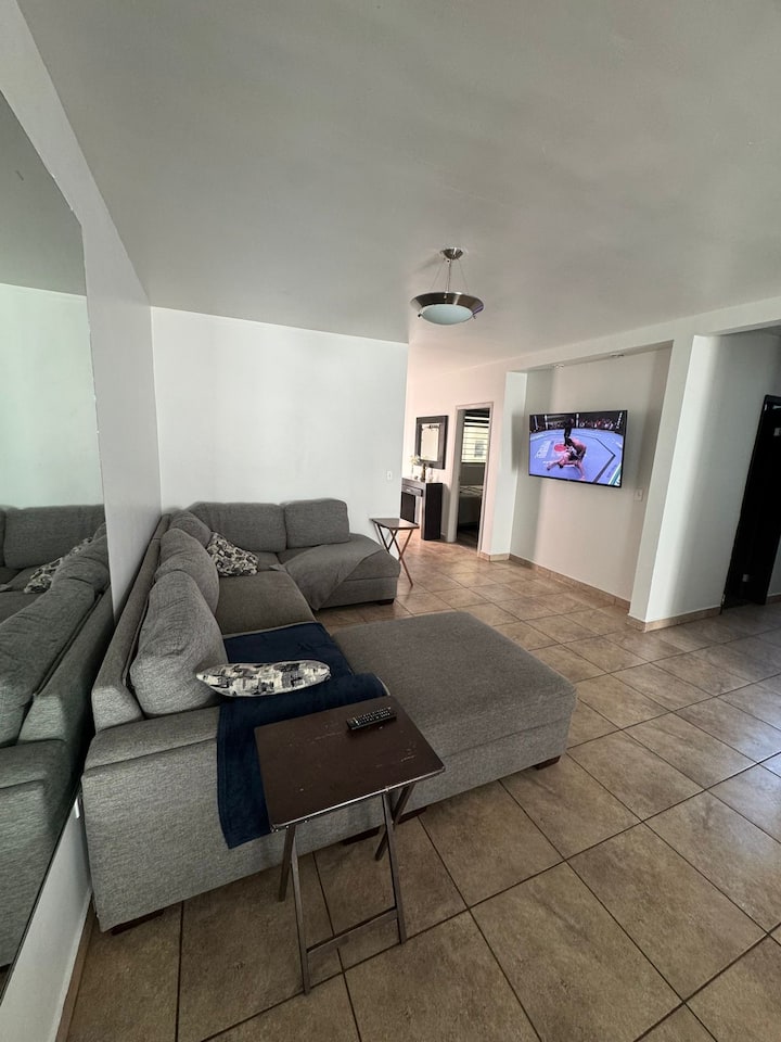 Casa En Otay Tijuana Grande, Segura, Cómoda - Tijuana