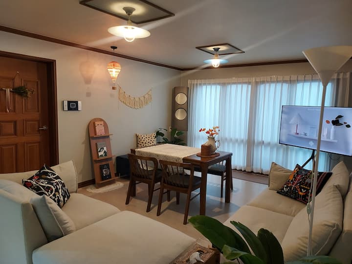 [New오픈특가]수영역 도보3분 33평 4bed(q)최대8인 #테라스 #센텀시티#Bexco - Busan