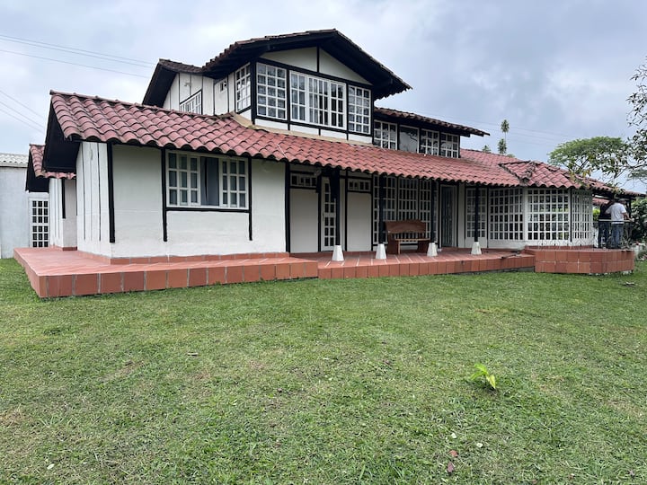Casa Campestre Con Encanto - Montenegro, Colombia