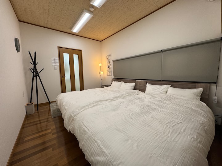 【無料駐車場あり】弁天町駅徒歩9分／完全貸切／最大9名宿泊可 - Osaka