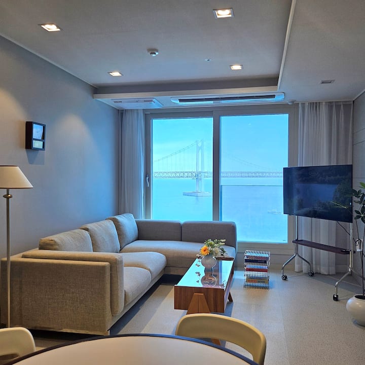 #영업등록숙소#풀오션스테이#따뜻하고편안함 #무료주차 #감성숙소#미스터멘션 - Busan