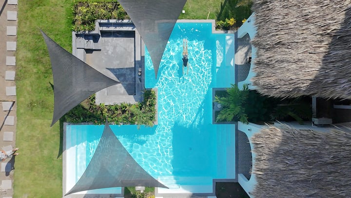 Private Room | Pool Access | 20mts From The Sea - Guatemala