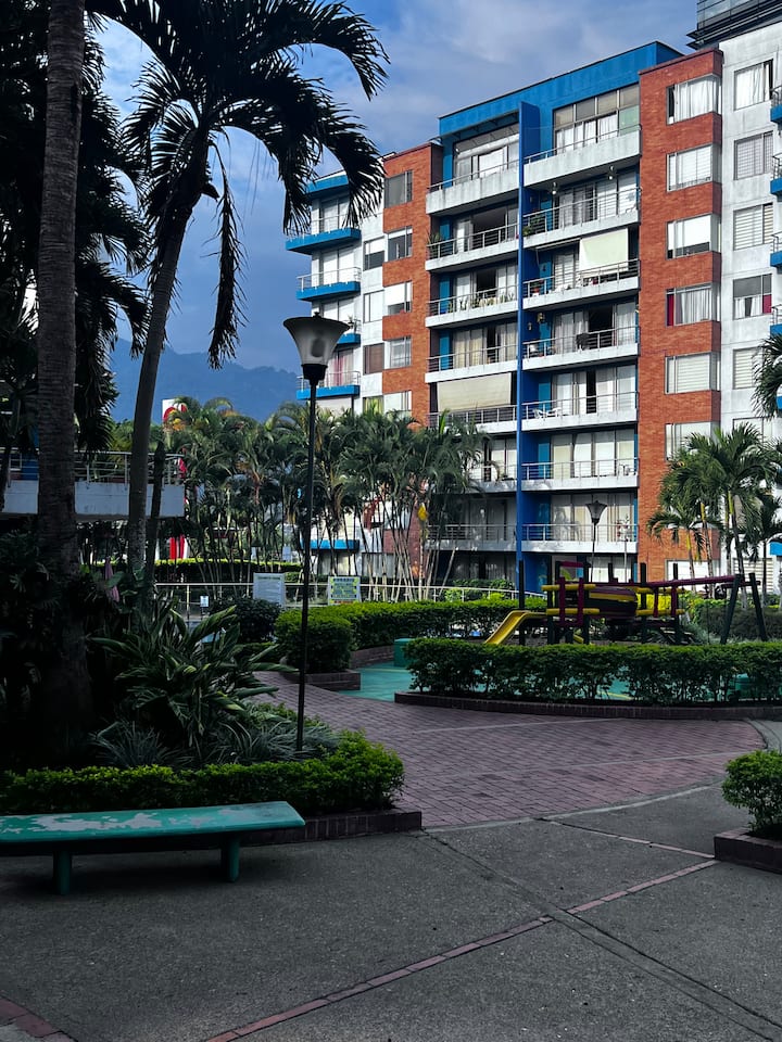 Apartamento Acogedor Y Muy Central En Ibagué - Ibagué