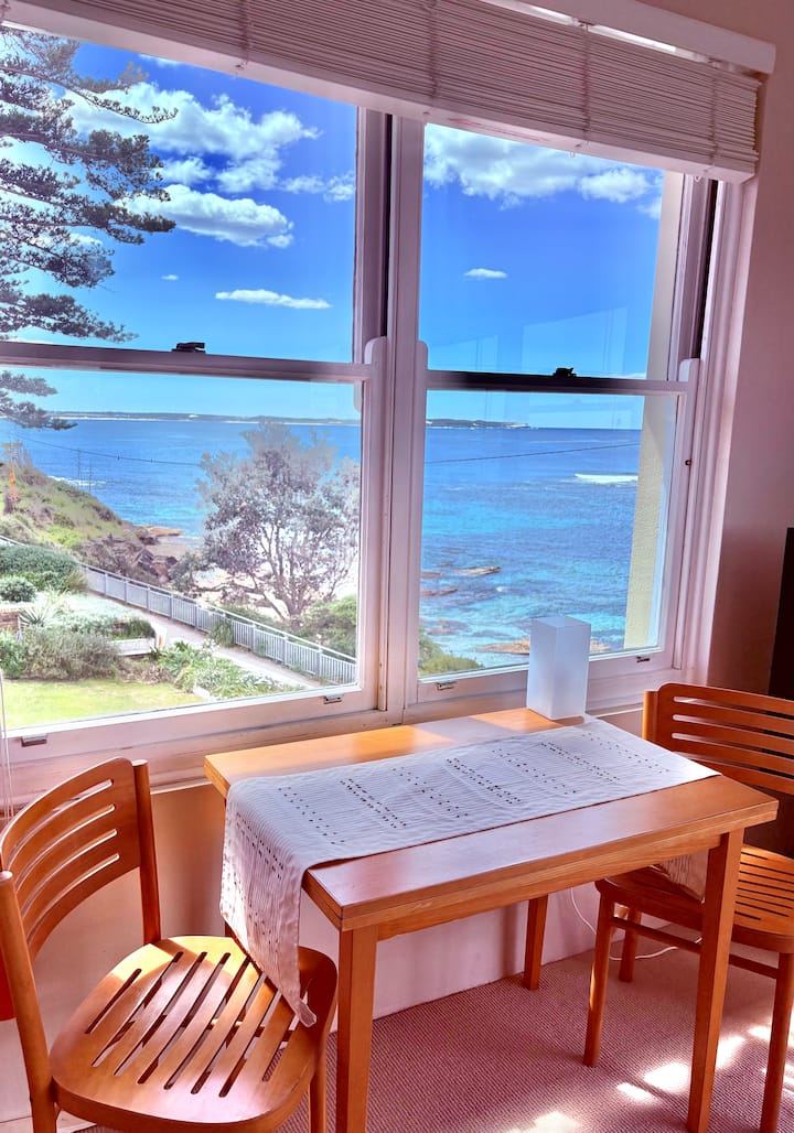 Sea Drift - Oceanfront Apartment - South Cronulla - Cronulla