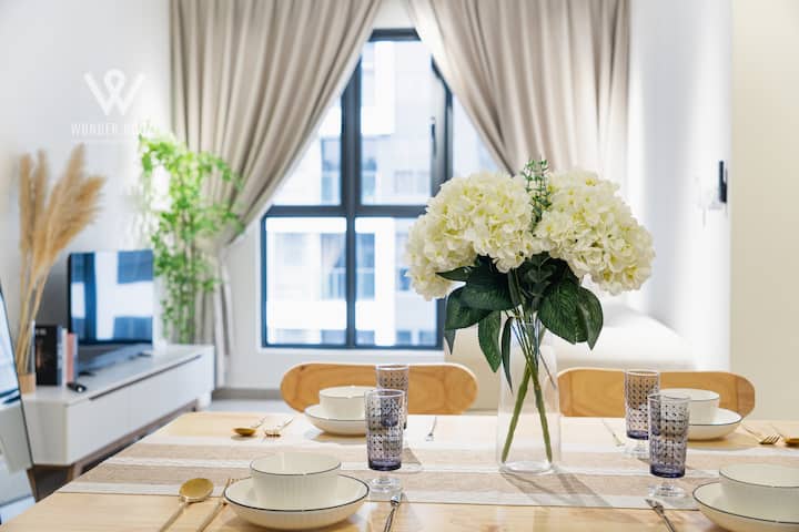 5-7pax Minimalist Stay| 15 Min To Ioi Puchong Mall - Puchong