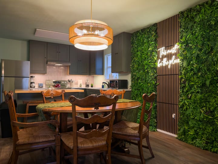 Nature-inspired Getaway Near Lackland & Seaworld - San Antonio