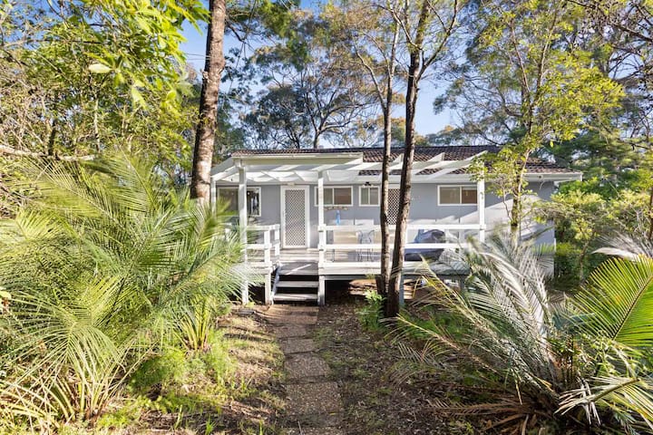 The Breezy Perch Beach House - Tomakin