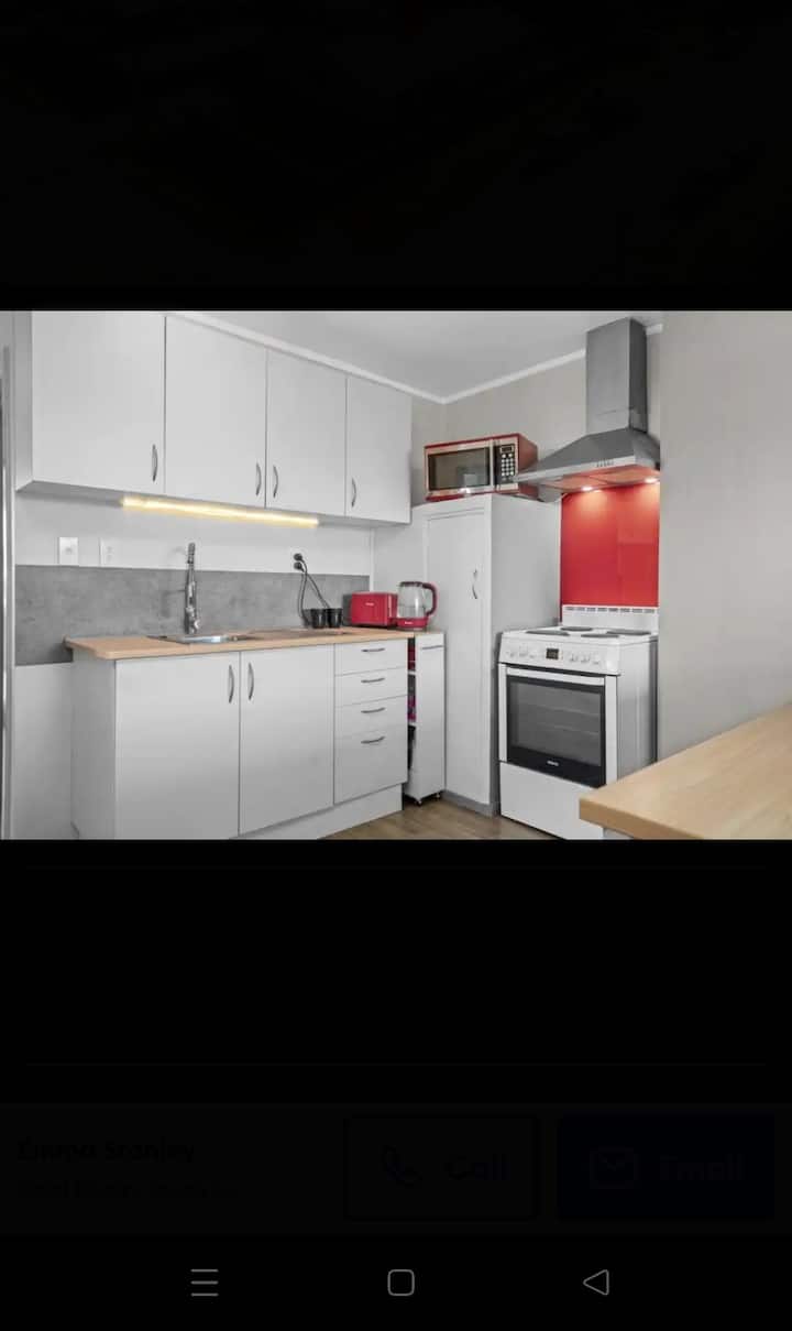 Unit Close To Everything In Town - Alexandra