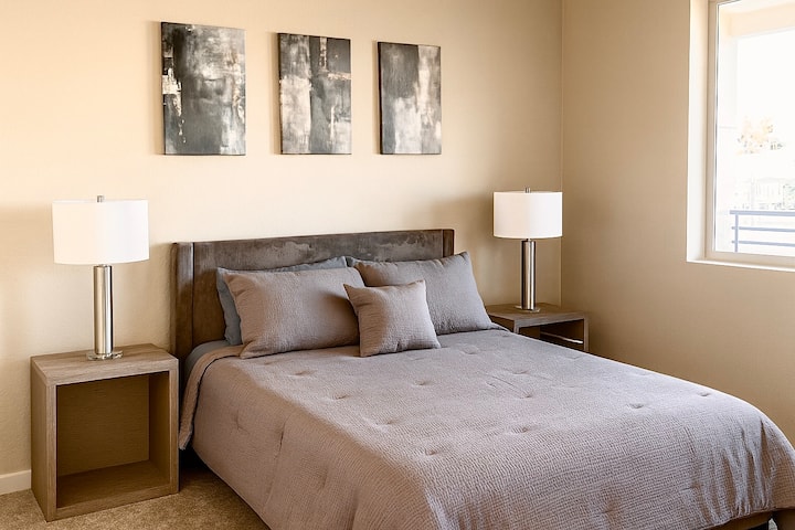 Cozy Modern 1br Retreat - Free Parking - West Hollywood, CA