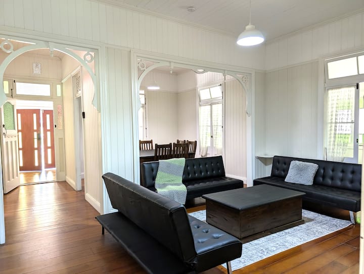 4000m2 - Bring Your Family Or Truck & Work Crew - Brisbane