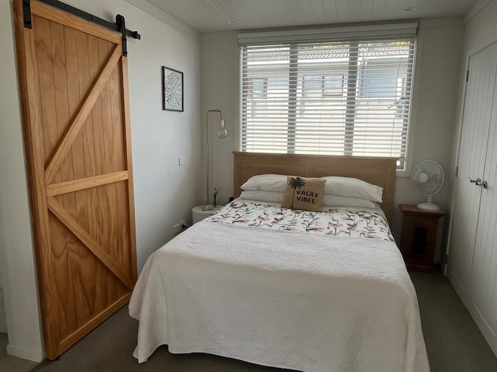 Private & Secure Guest Suite
Separate From House - Whitianga