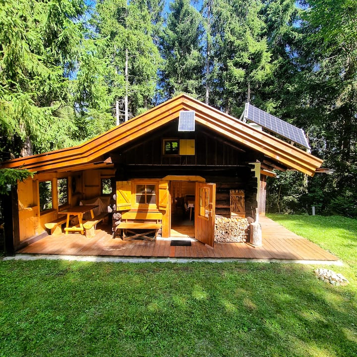 Wunderbare Waldhütte - Natur-idyll Bei Innsbruck - Innsbruck