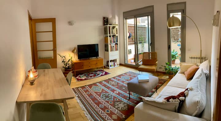 Habitación En Piso Moderno Con Terraza Y Piscina - Sabadell
