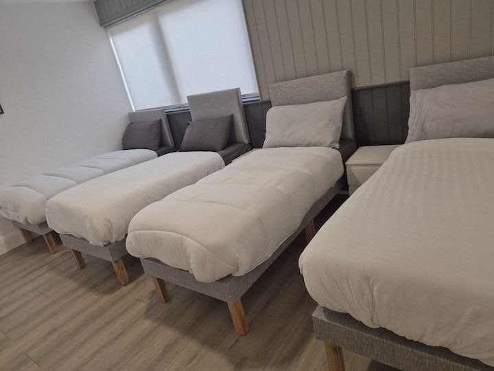 Quad Ensuite Room In Dublin For Long Term Stay - Celbridge